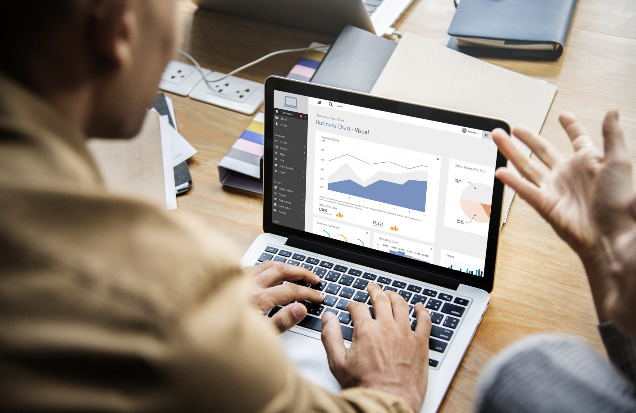 Centralized Scheduling with SimplyBook.me